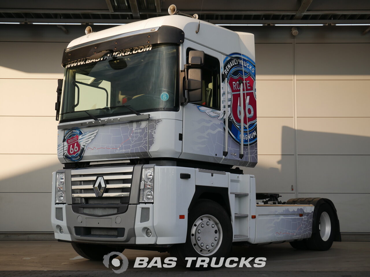 Renault Magnum 520 Tractorhead Euro norm 5 €22800 - BAS Trucks