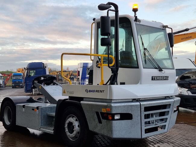 Terberg YT223 4X2 Neu - BAS Rent Gmbh